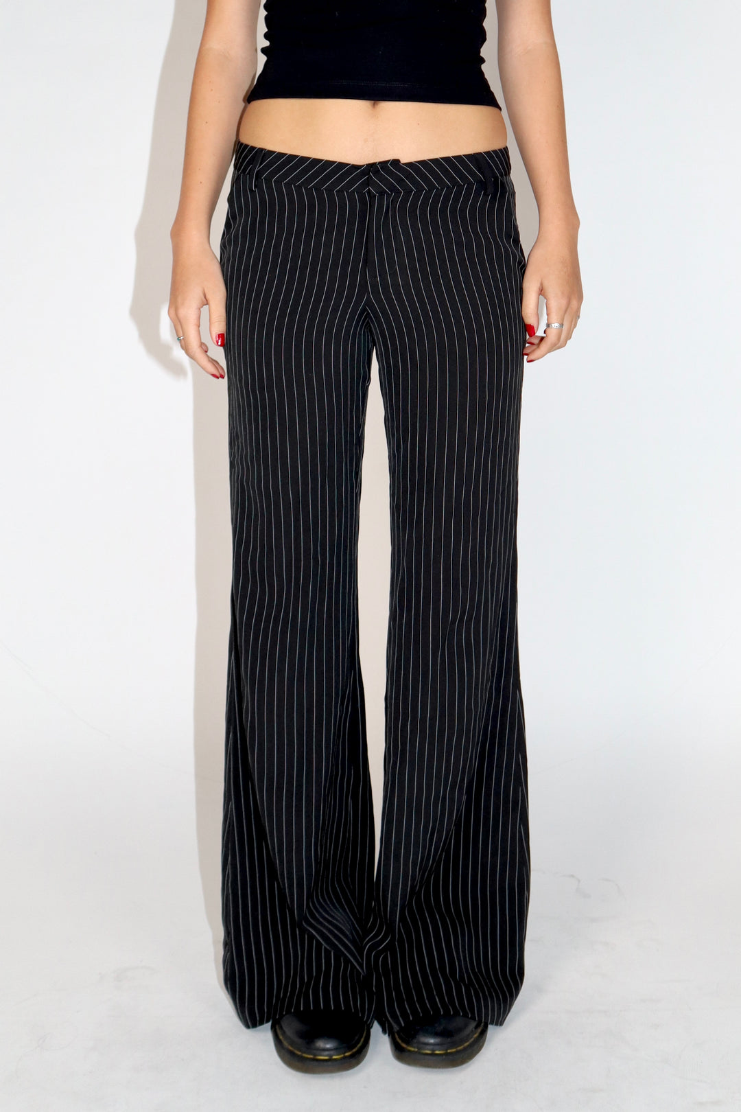 Wide leg straight-fit low rise trousers – SCG_COLLECTIONS