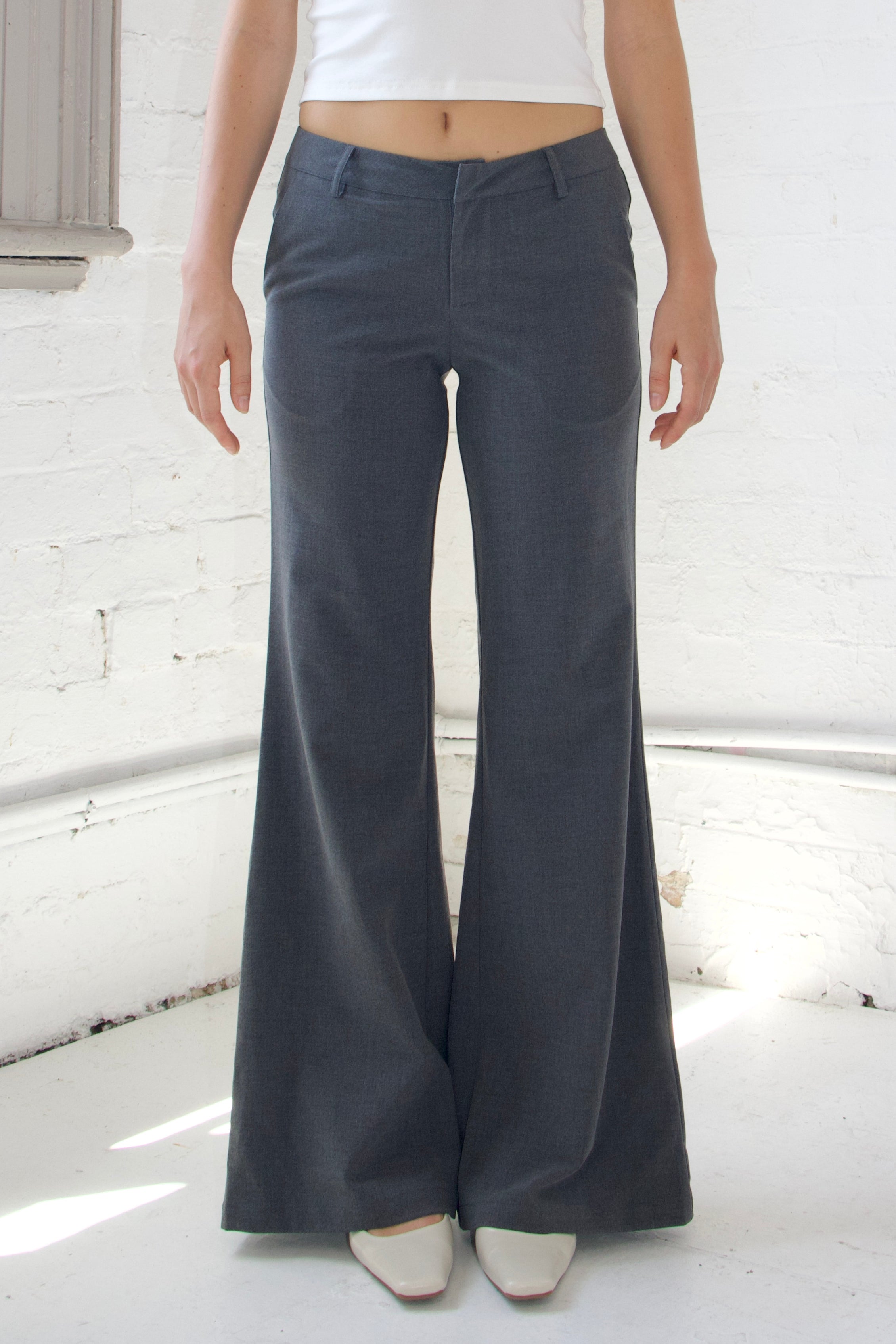 Wide leg straight-fit low rise trousers – SCG_COLLECTIONS